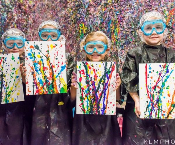 Splatter Room™ at Pinspiration - Make Splatter Art