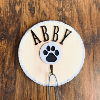 Dog Leash Circle Plaque with Hook - $28 - Pinspiration