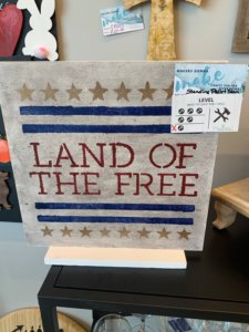 Standing Pallet Sign - $40 - Pinspiration