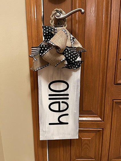 Wooden Tag Signs - Pinspiration