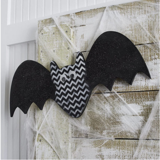 Bat & Spider Halloween Decor - $15 each or $28 for 2 - Pinspiration